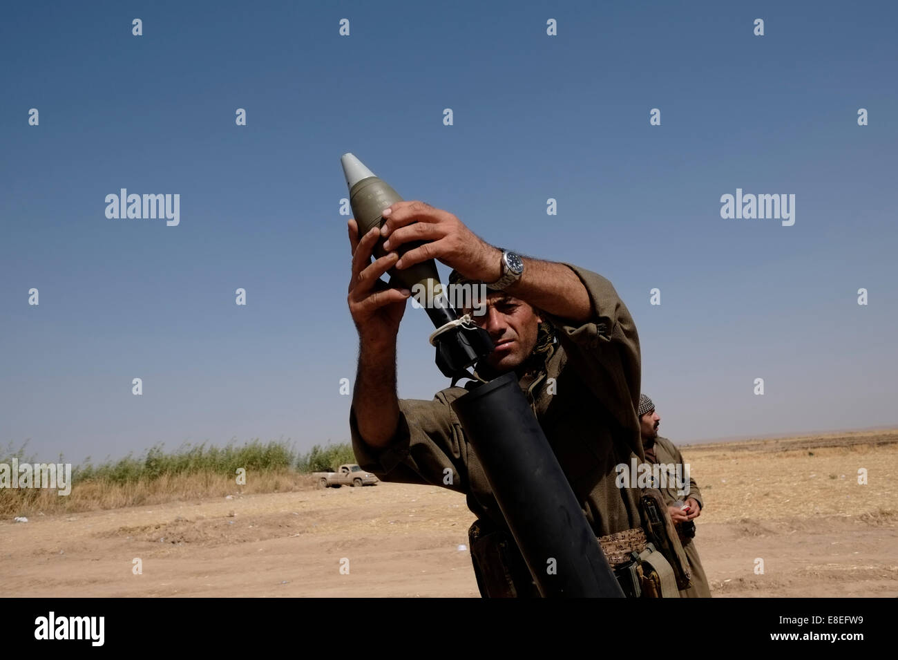 81mm mortar hi-res stock photography and images - Alamy