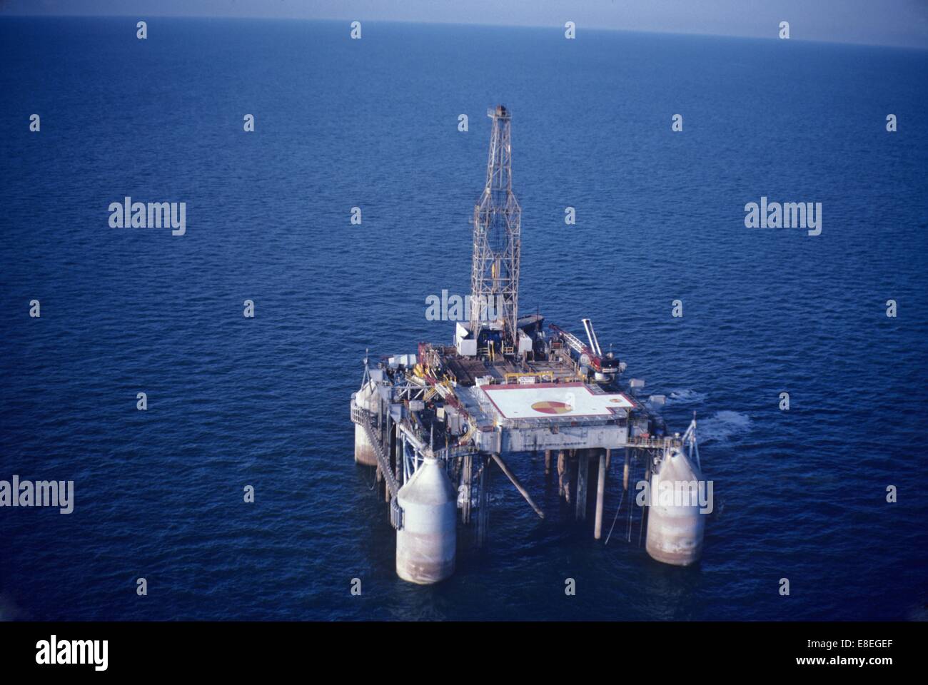 Early oil drilling hi-res stock photography and images - Alamy