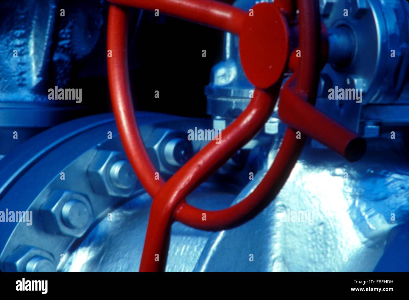 Valve and Pipeline at Oil Refinery Stock Photo - Alamy