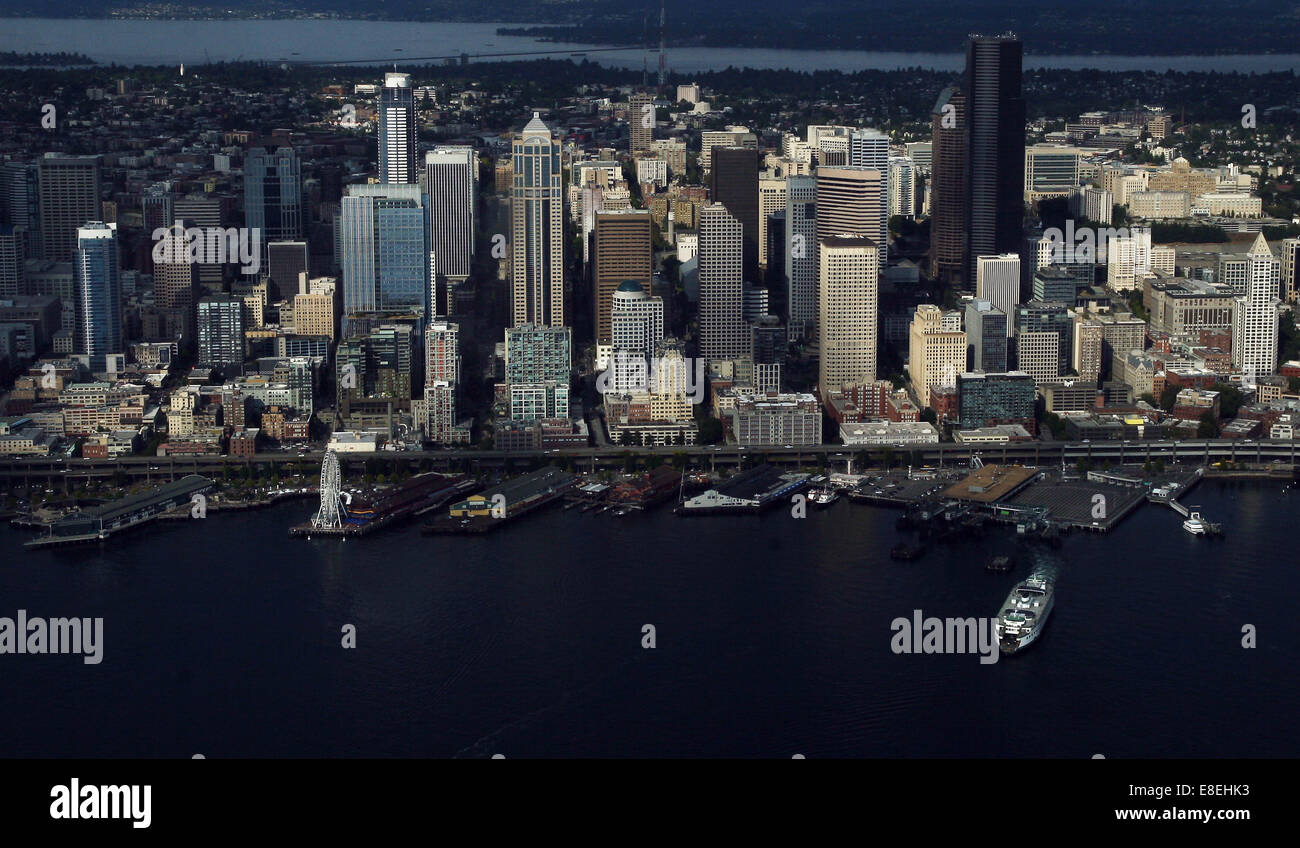 A beautiful dramatically lit photograph of the Seattle skyline from ...