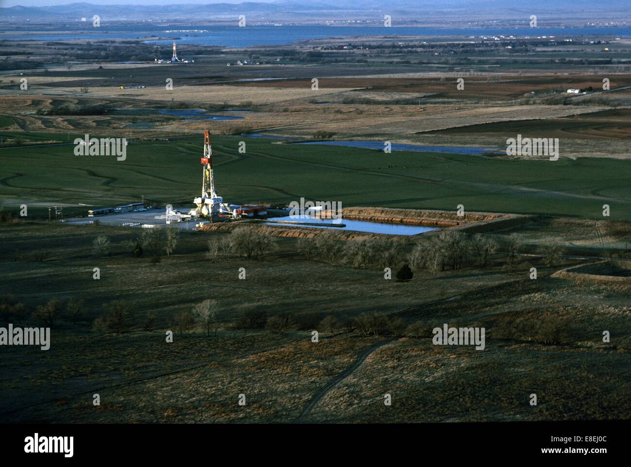 Oil drilling rigs hi-res stock photography and images - Alamy