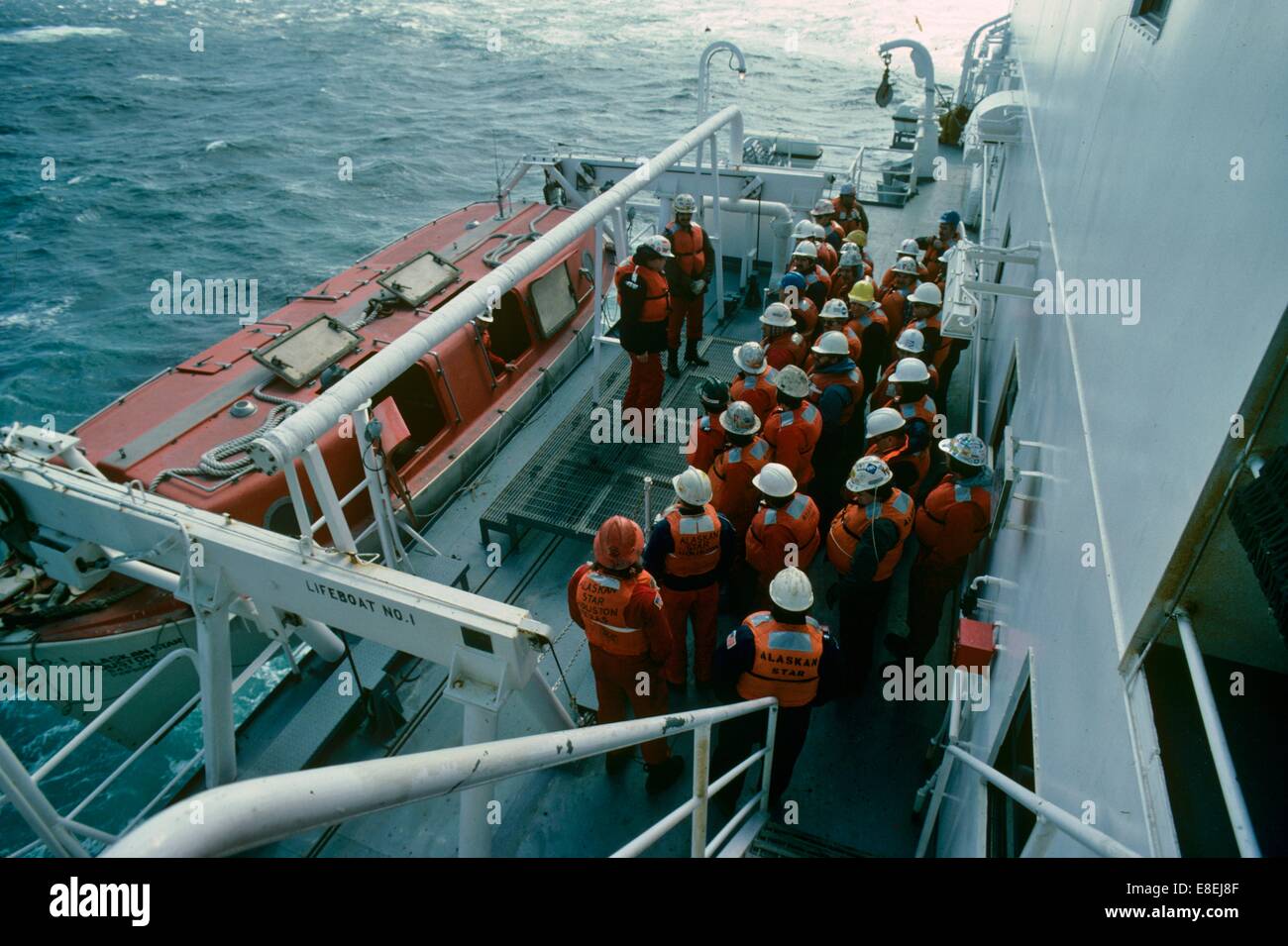 Lifeboat Safety Drill on Offshore Oil Drilling Rig Stock Photo - Alamy