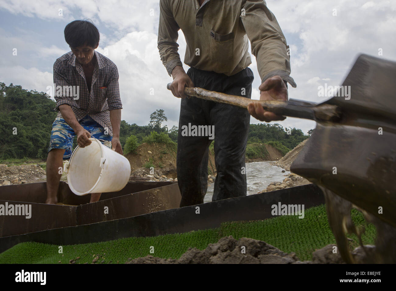 Miners shovel hi-res stock photography and images - Alamy