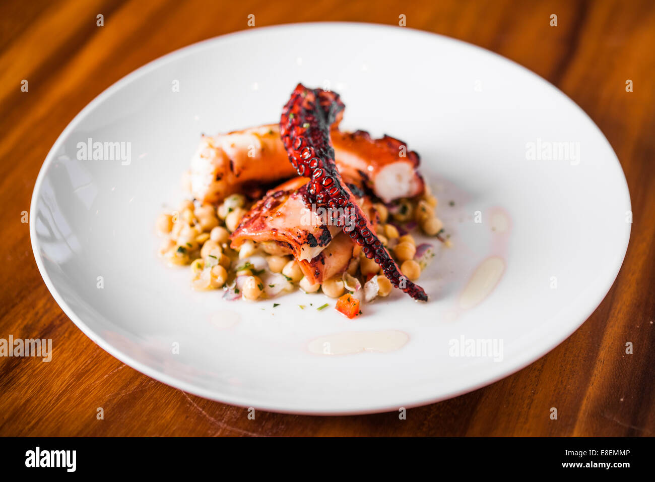 Octopus plate hi-res stock photography and images - Alamy