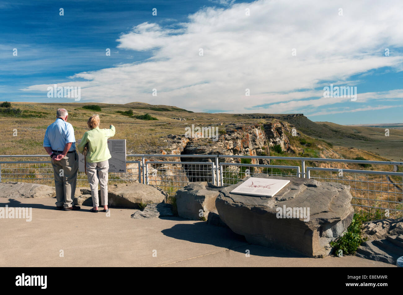 Elk203-6819 Canada, Alberta, Fort Macleod, Head Smashed In Buffalo Jump ...