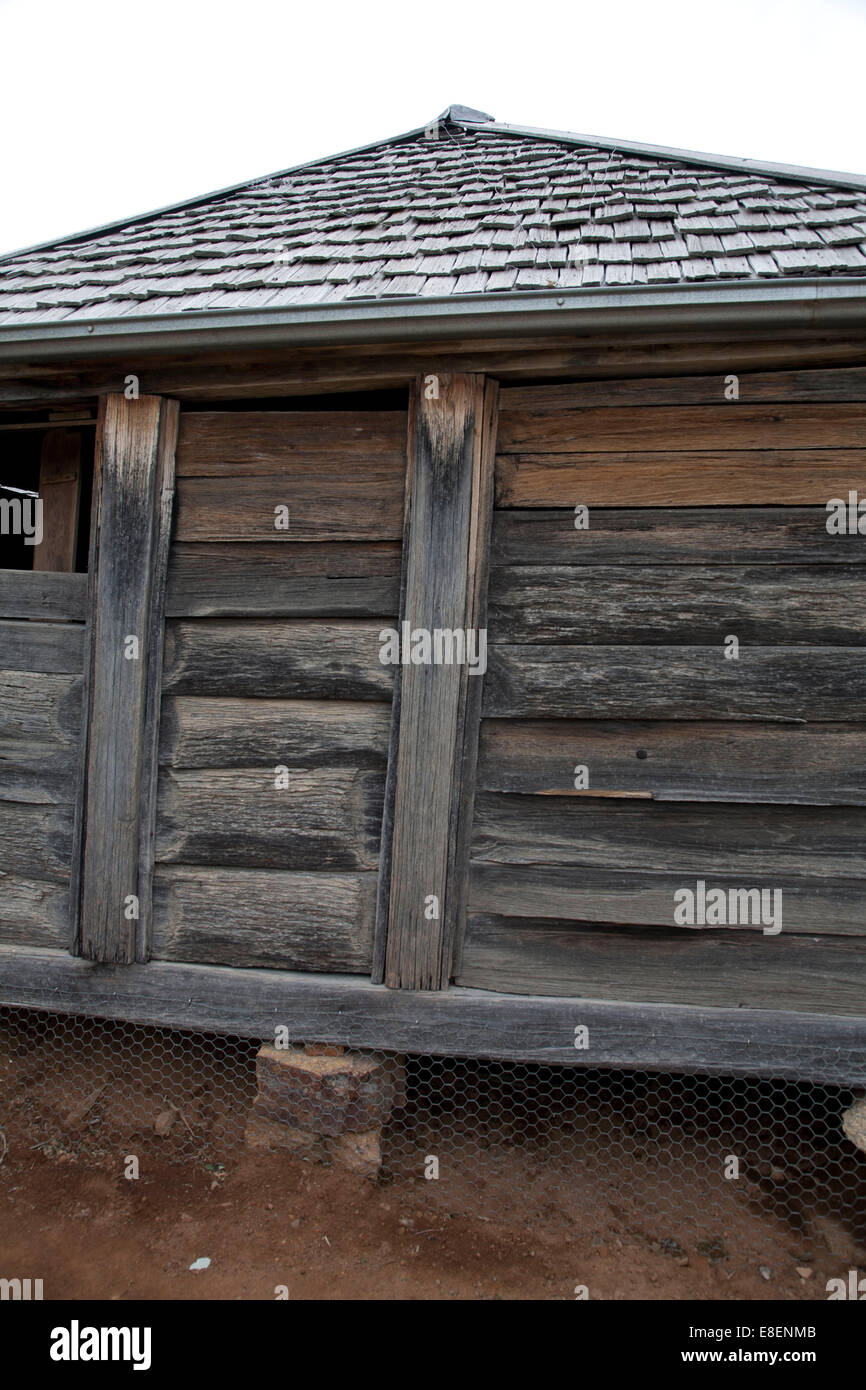 Early Settlers Hut High Resolution Stock Photography and Images - Alamy