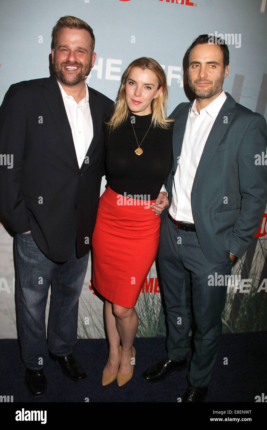 New York, USA. 6th Oct, 2014. Actors DARREN GOLDSTEIN, BETTY GILPIN ...