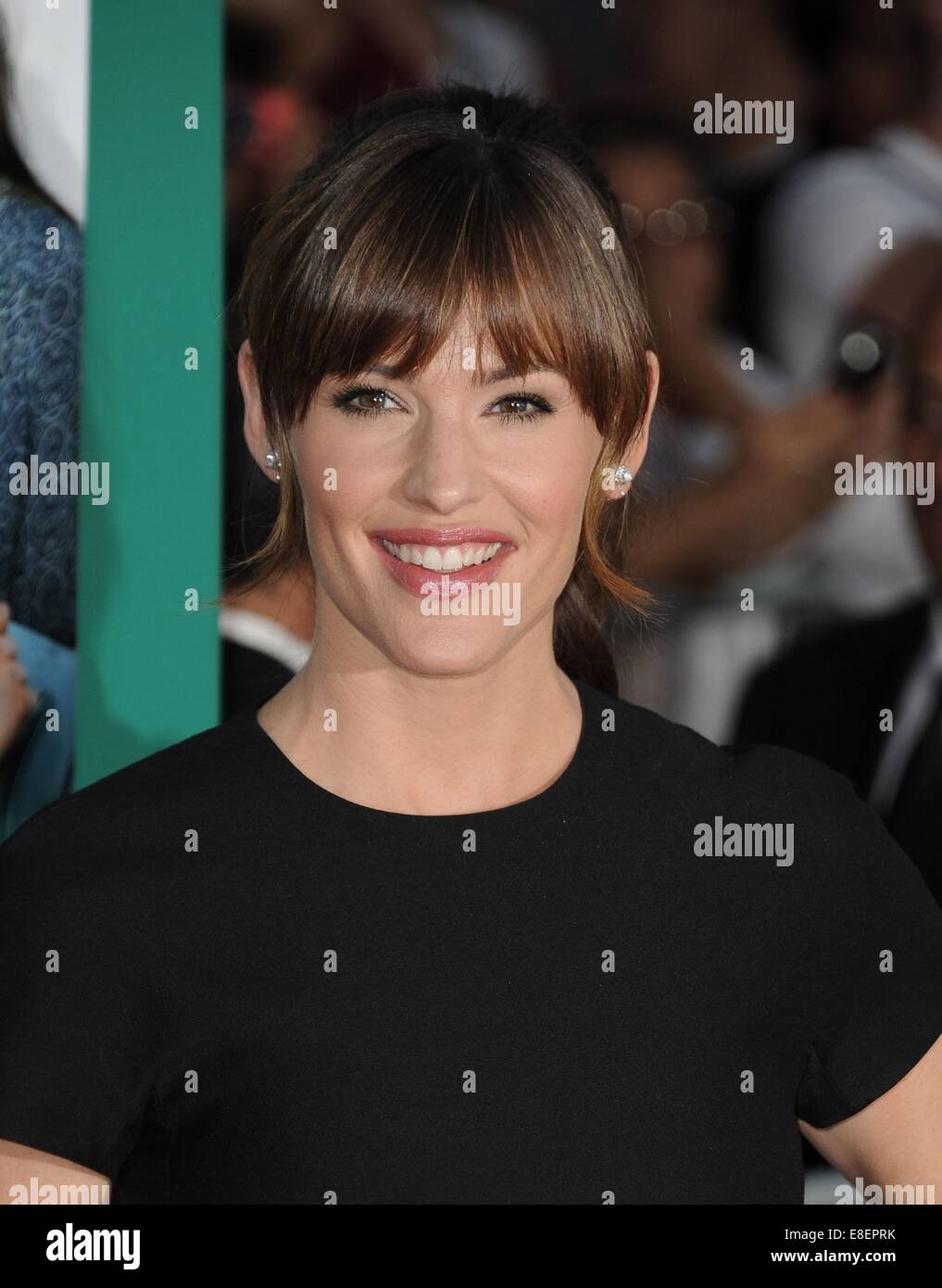 Los Angeles, CA, USA. 6th Oct, 2014. Jennifer Garner at arrivals for ...