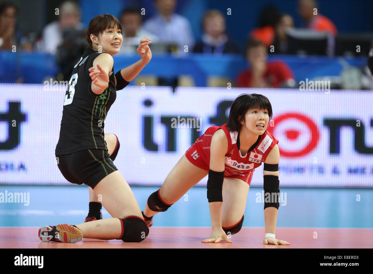 Bari, Italy. 5th Oct, 2014. (L-R) Saori Kimura, Sayaka Tsutsui (JPN ...