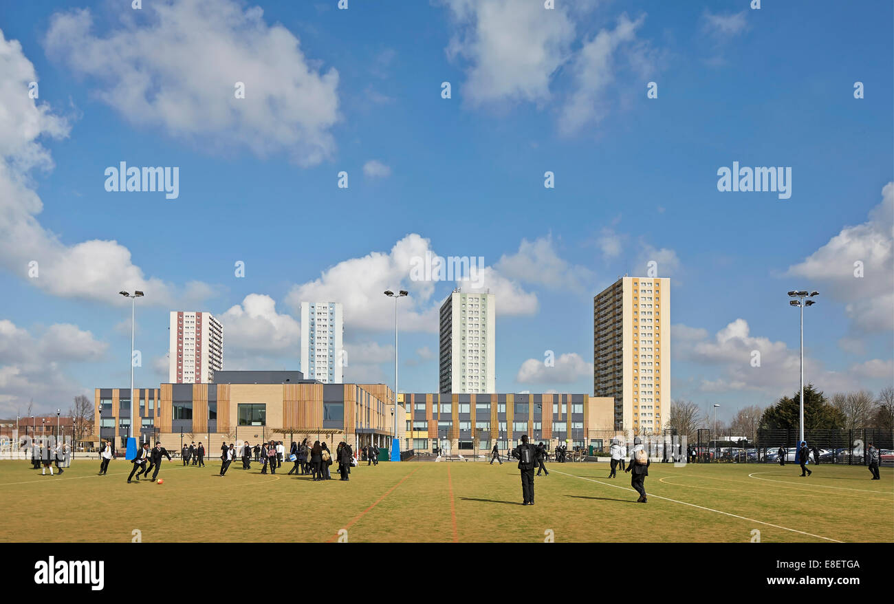 Oasis Academy Hadley, Enfield, United Kingdom. Architect: John McAslan ...