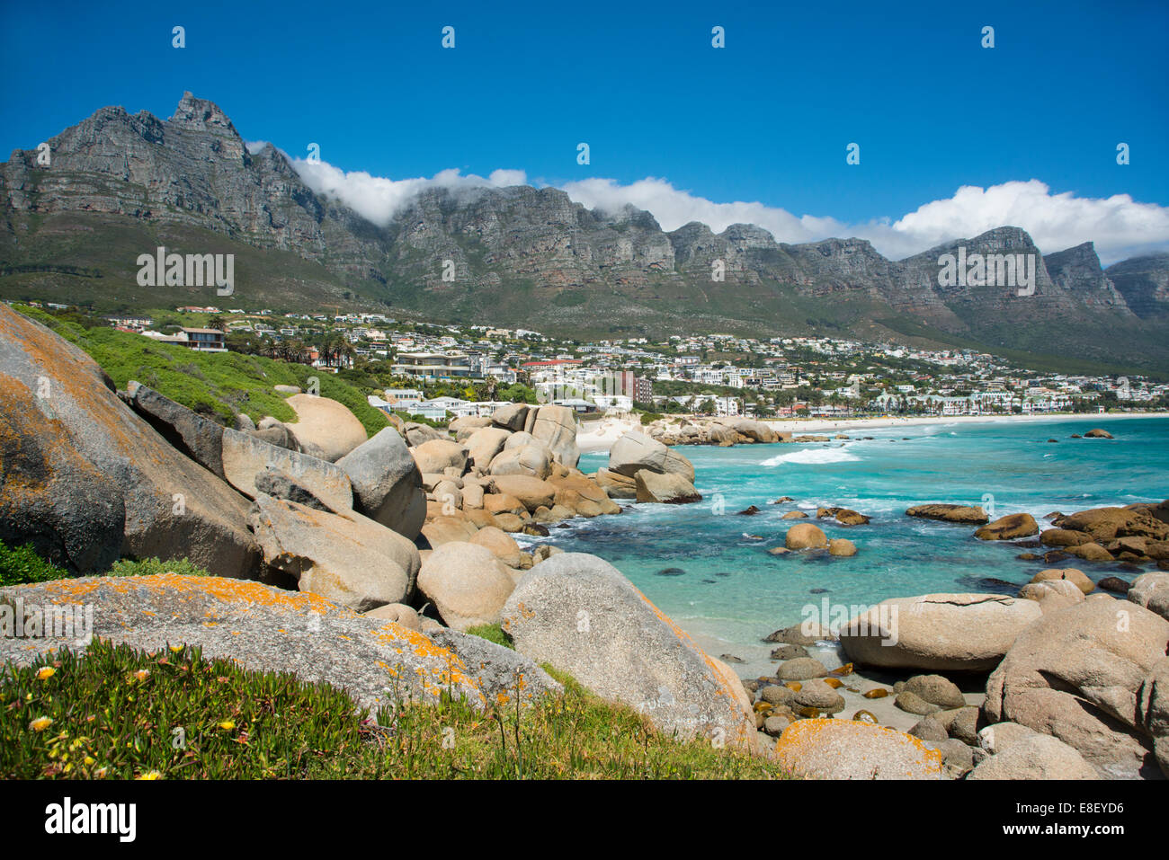 Cape Town V&A Waterfront with Table Mountain Stock Photo - Alamy