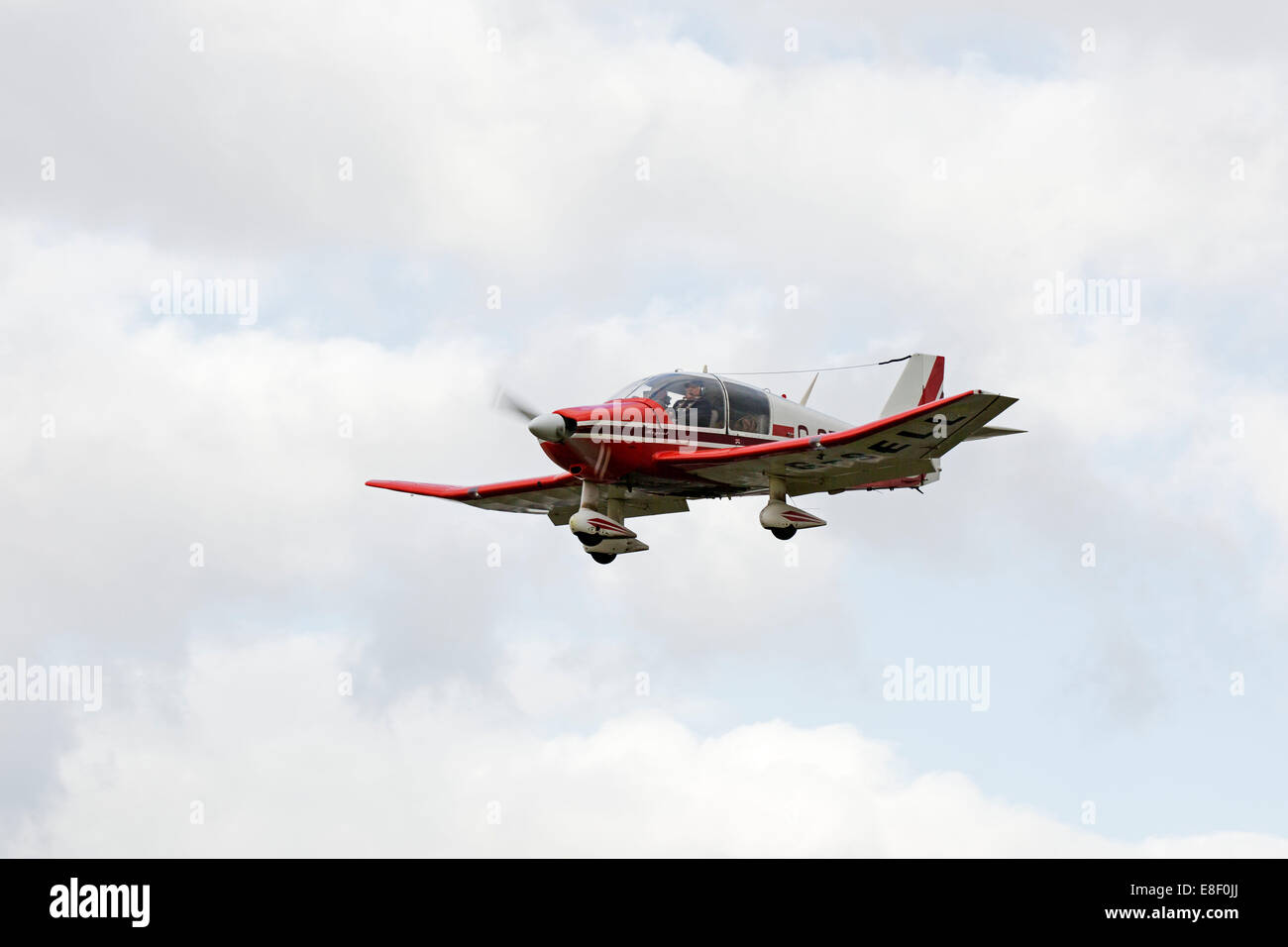 Pierre Robin CEA DR400-180 Regent G-SELL on approach to land at ...