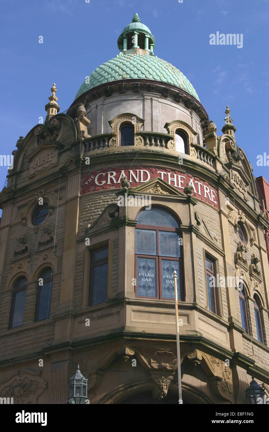 Grand theatre blackpool hi-res stock photography and images - Alamy