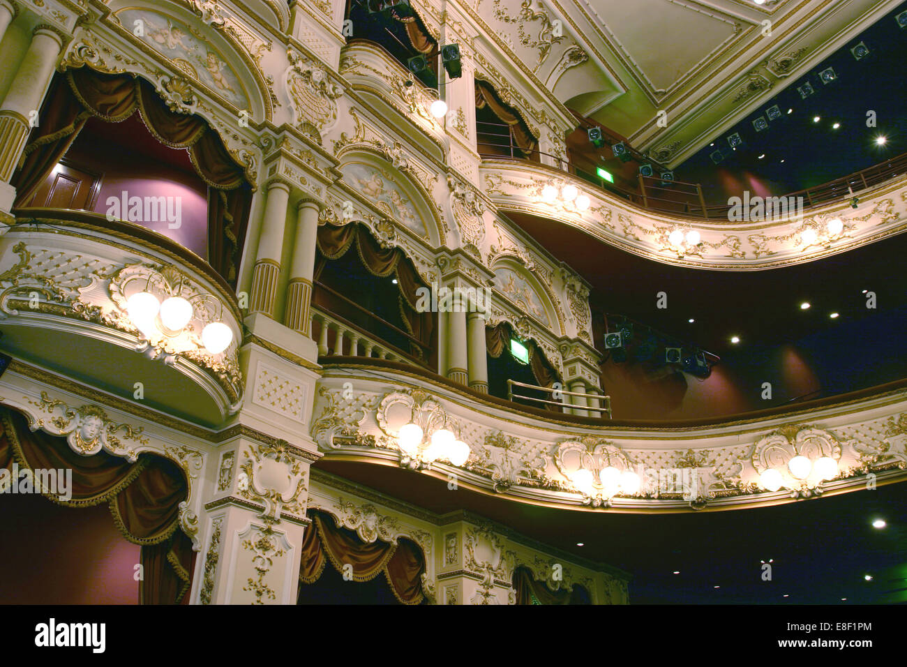 Interior of the Lyceum Theatre, Sheffield, South Yorkshire Stock Photo ...