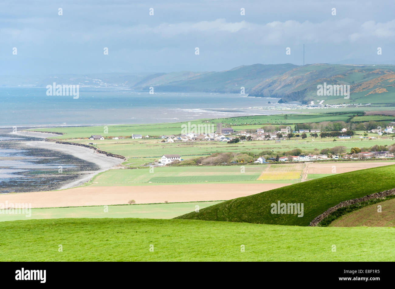 Llansantffraed hi-res stock photography and images - Alamy