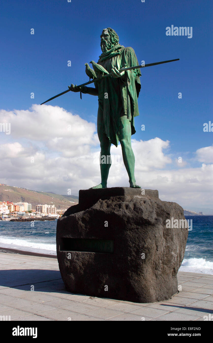 Guanche Statue, Candelaria, Tenerife, 2007 Stock Photo - Alamy