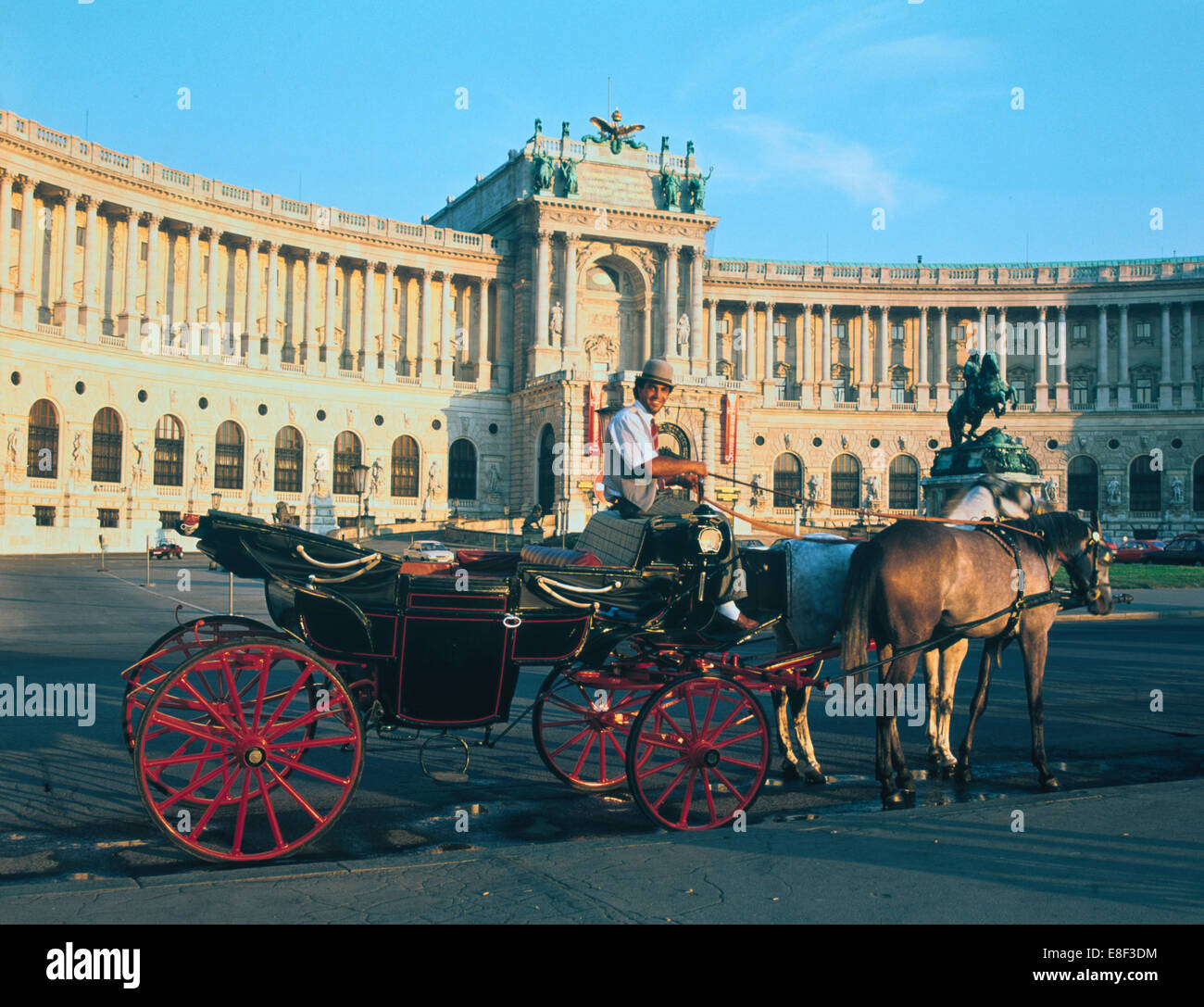 The Hofburg with carriage, Vienna, Austria Stock Photo - Alamy