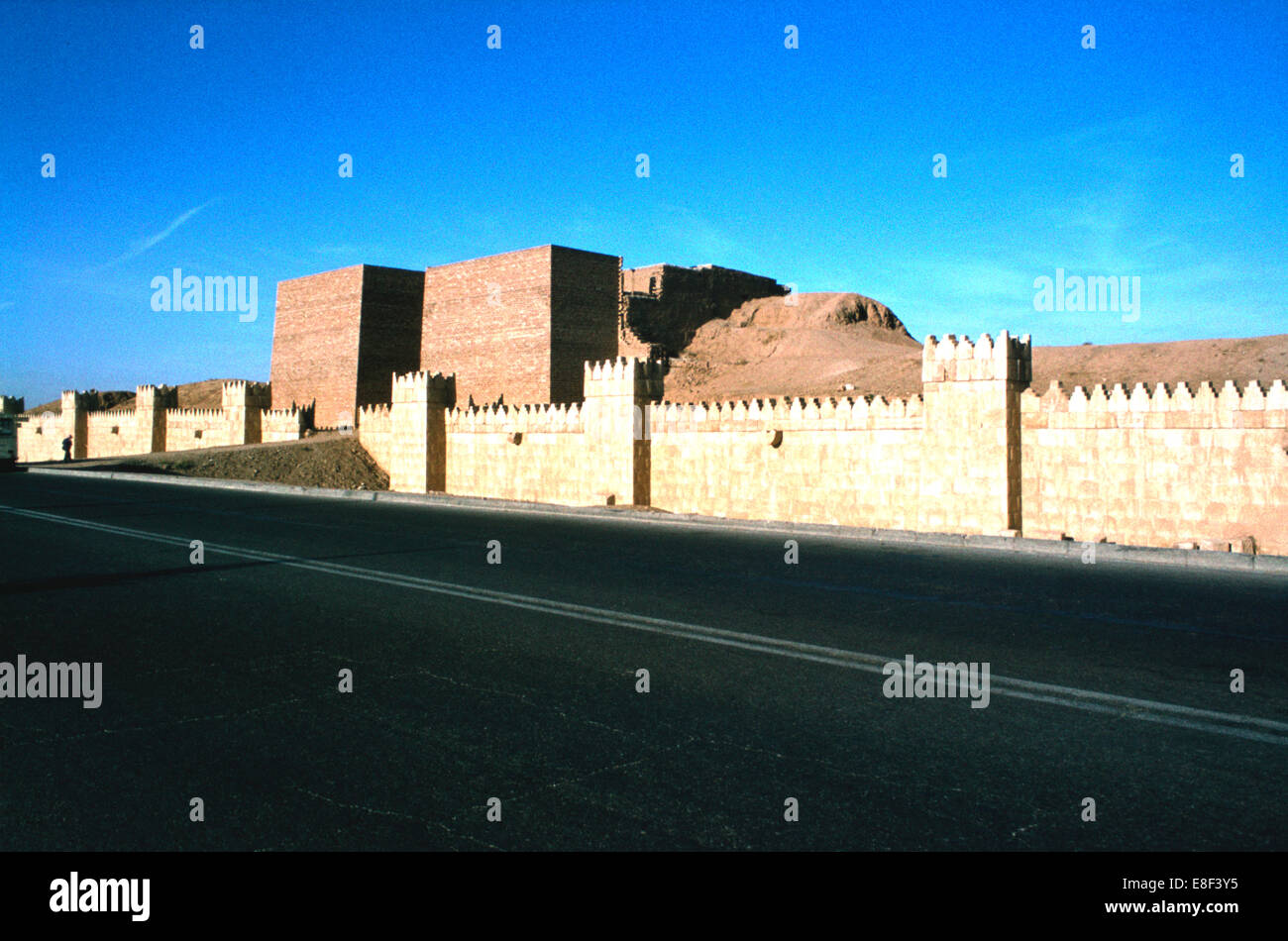 Mashki Gate, Nineveh, Iraq, 1977 Stock Photo - Alamy