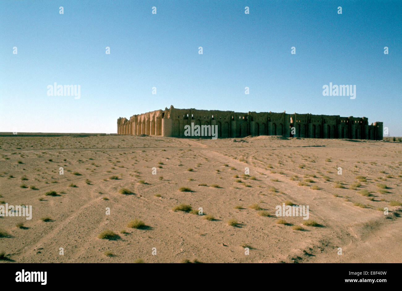 Ukhaidir palace hi-res stock photography and images - Alamy