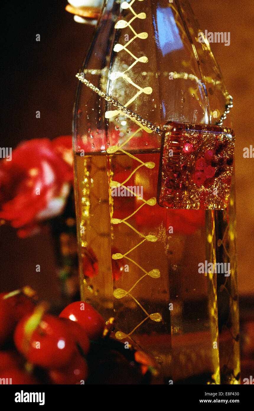 Hand painted glass hi-res stock photography and images - Alamy