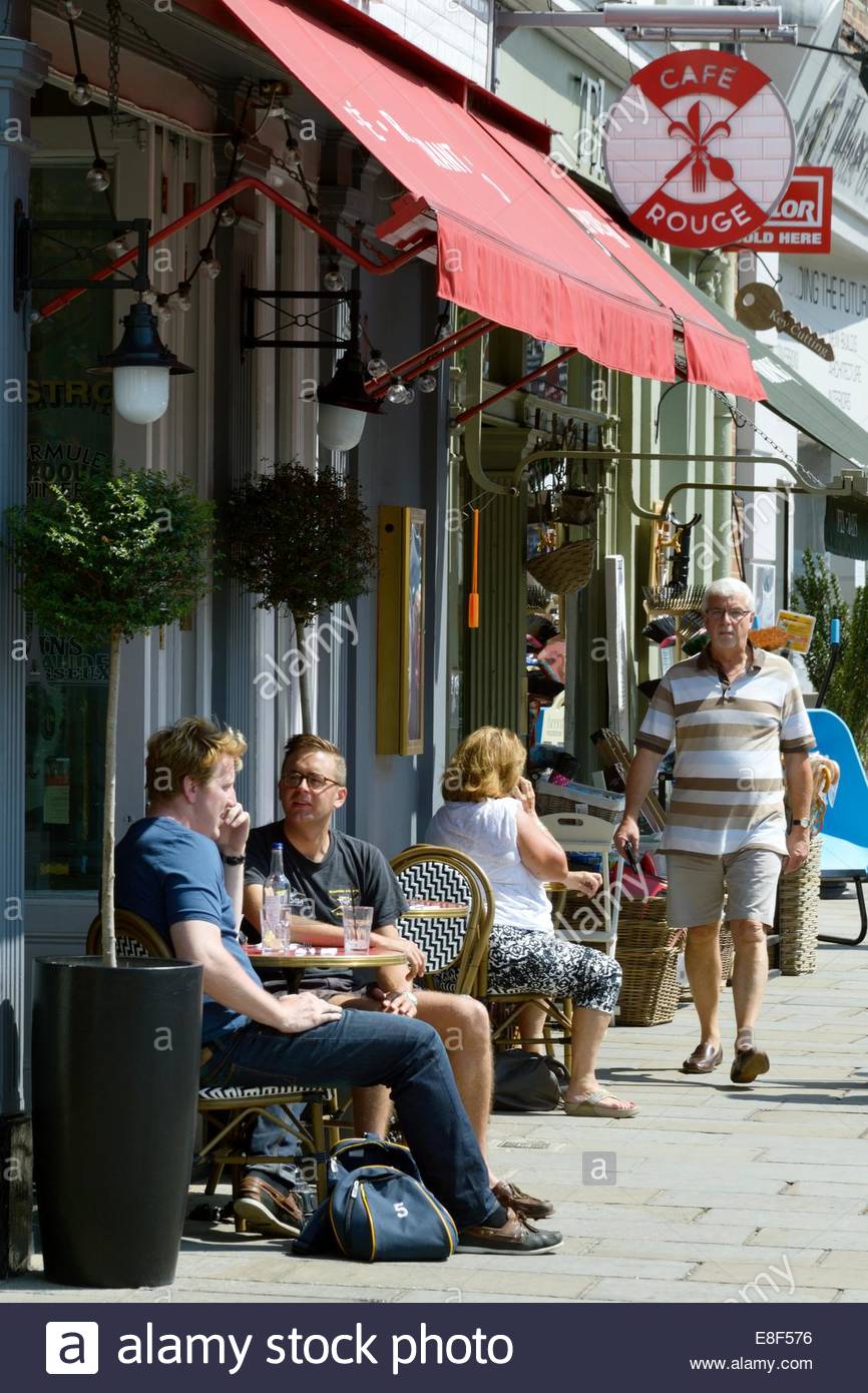 Cafe Rouge Logo High Resolution Stock Photography and Images - Alamy