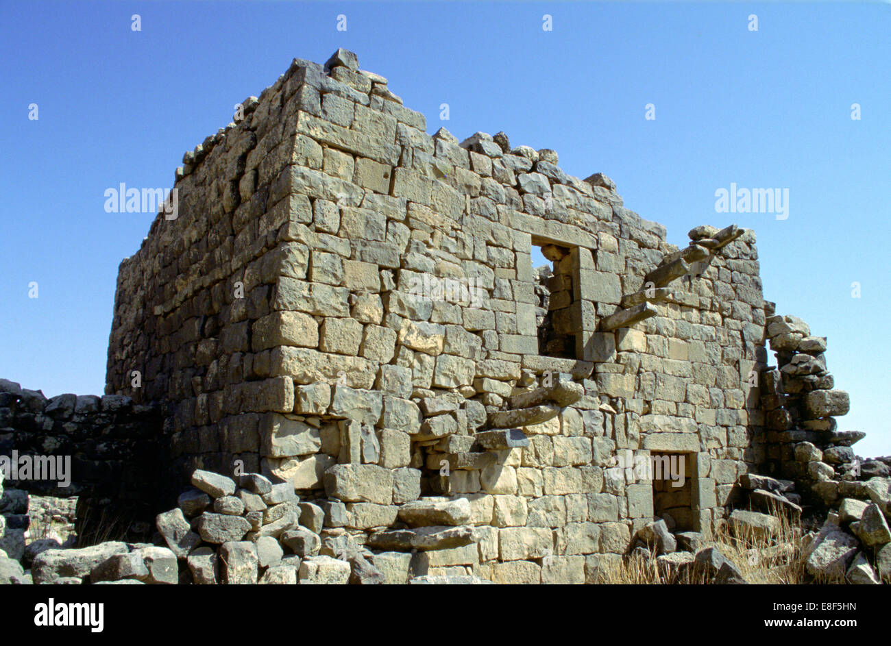 Ruined building, Umm el-Jimal, Jordan Stock Photo - Alamy