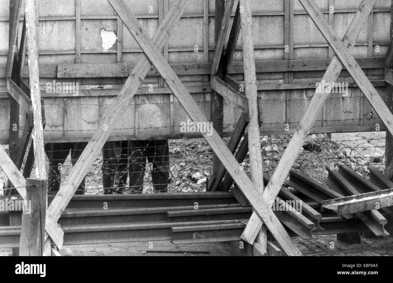 Ddr watching hi-res stock photography and images - Alamy