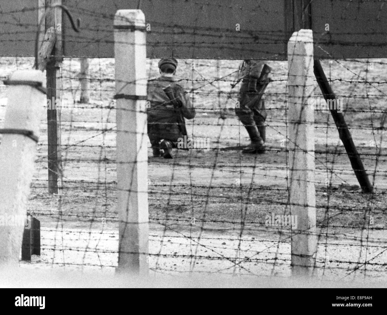 West berlin border 1965 hi-res stock photography and images - Alamy
