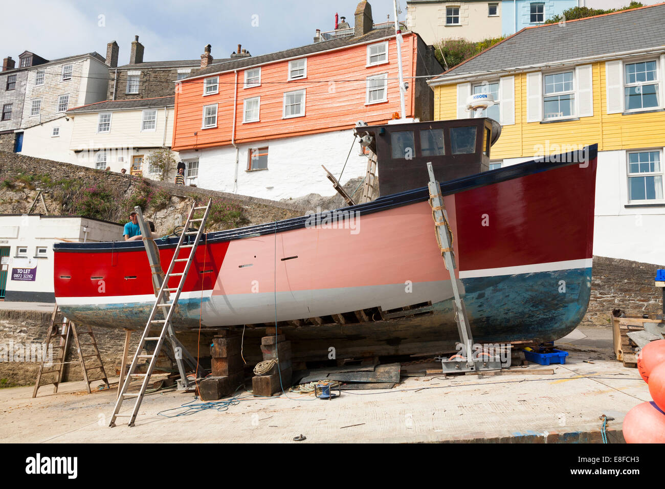 Traditional boat repair service hi-res stock photography and images - Alamy