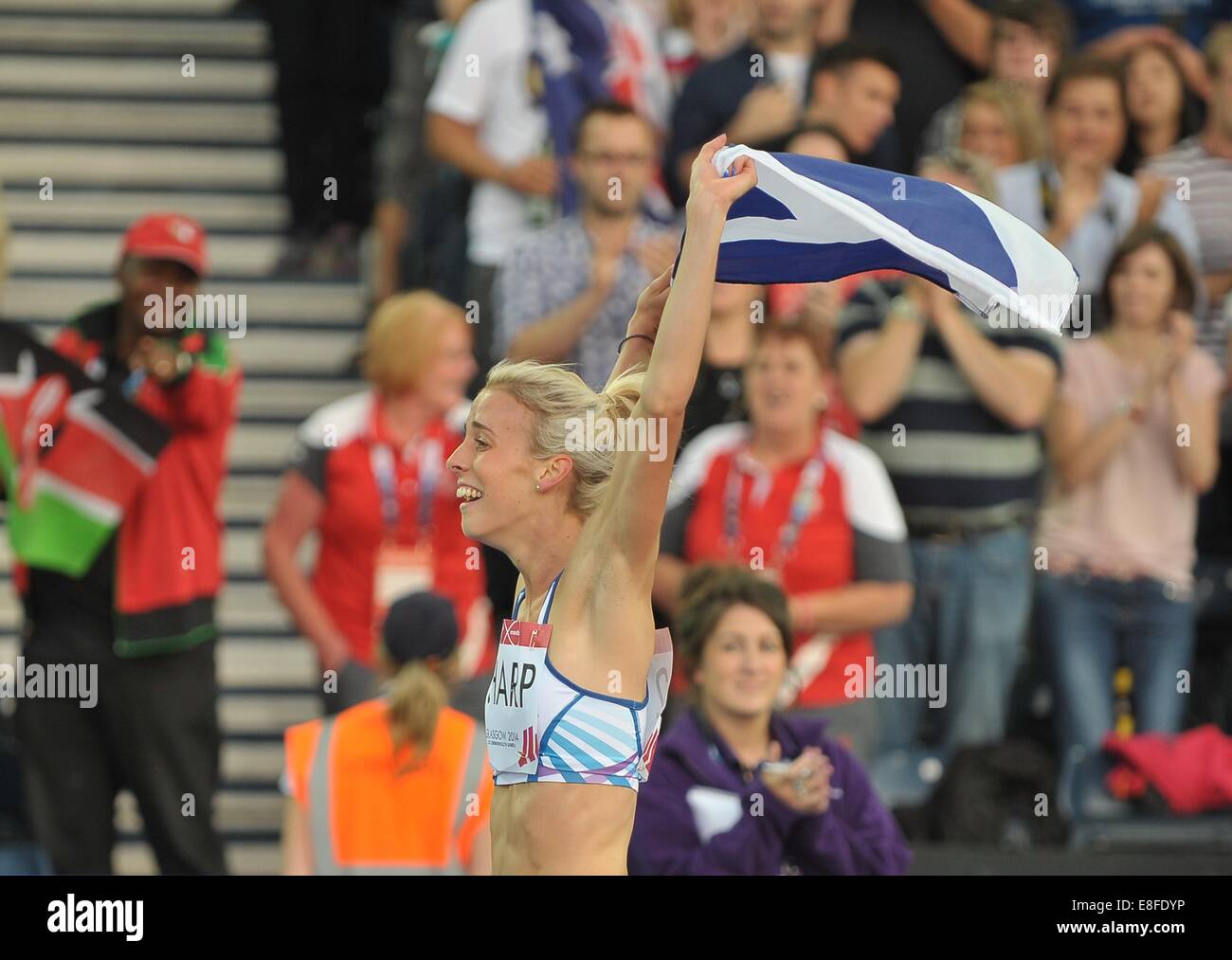 Lynsey Sharp (SCO)celebrates winning the silver medal in the womens ...