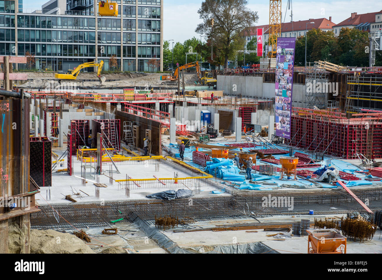 Cornerstone construction site building hi-res stock photography and ...