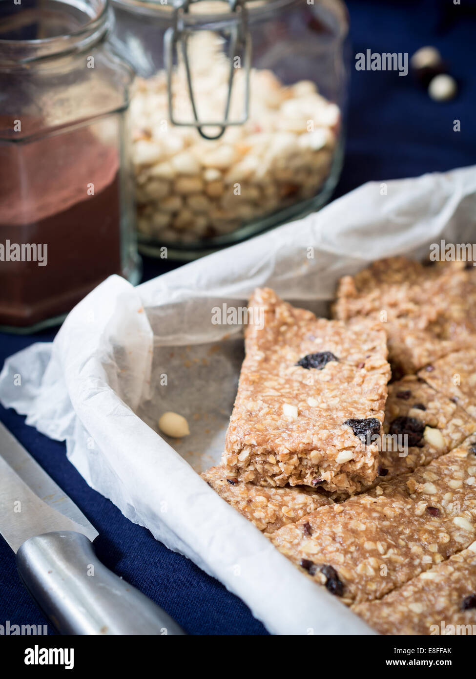 Protein muesli bars hi-res stock photography and images - Alamy
