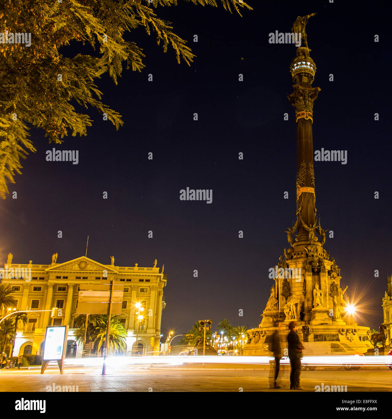 Spain, Catalunya, Barcelona, Columbus Monument at night Stock Photo - Alamy
