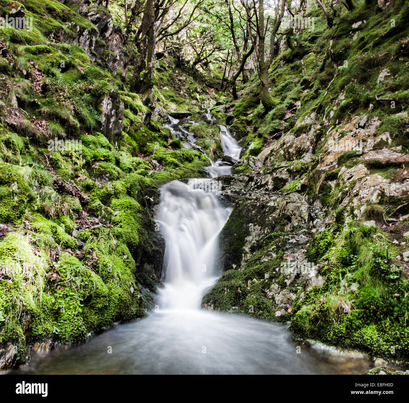 Flowing Horizontal High Resolution Stock Photography and Images - Alamy