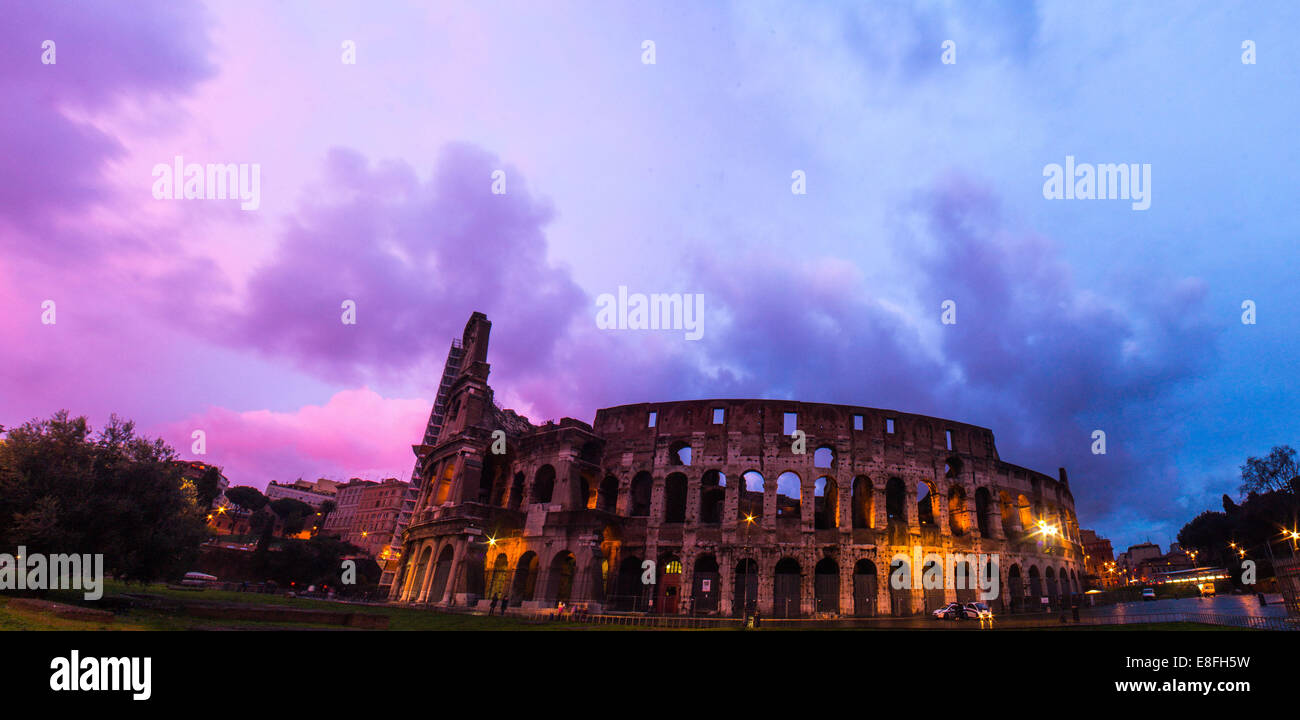 Colosseum at sunset hi-res stock photography and images - Alamy Colosseum at sunset hi-res stock photography and images - Alamy