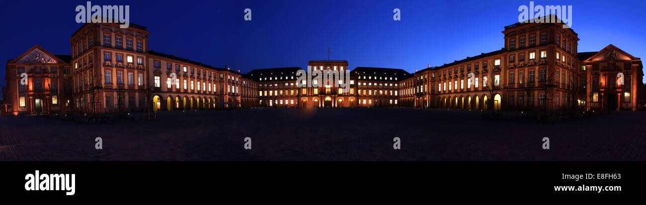 Germany, Mannheim, University building Stock Photo: 74101499 - Alamy