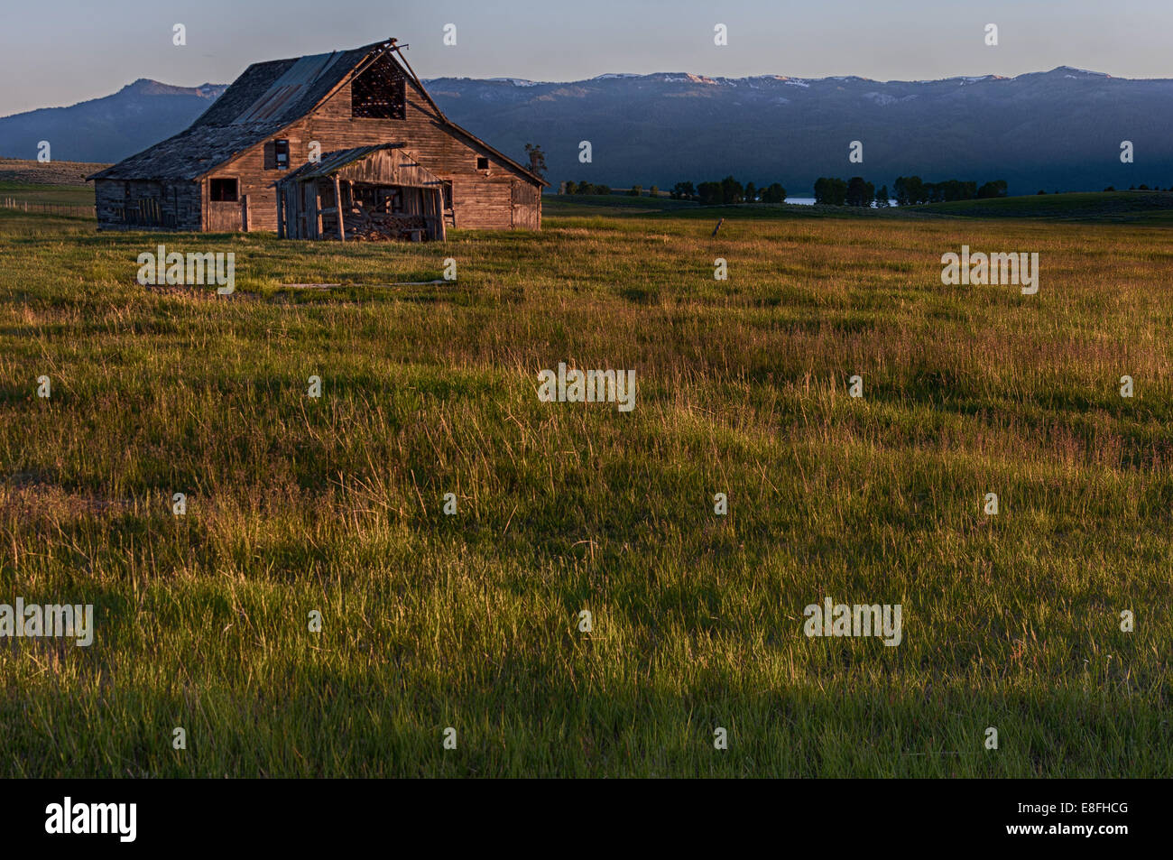 USA, Idaho, Valley County, Cascade, Old Barn at Sunset Stock Photo - Alamy