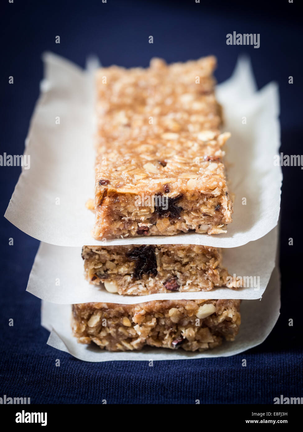 Protein muesli bars hi-res stock photography and images - Alamy
