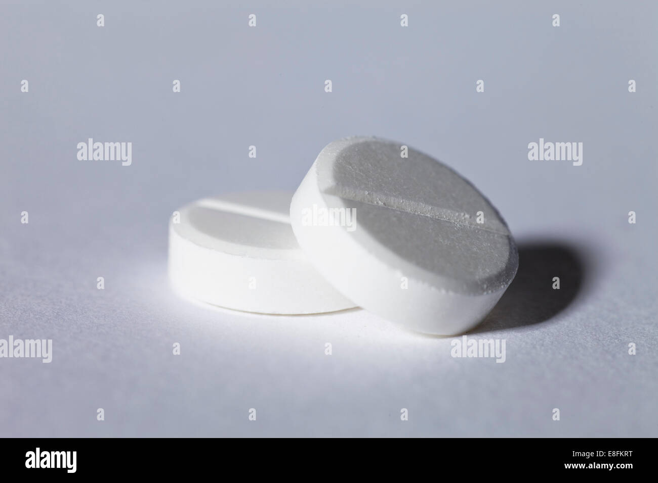 White tablets hi-res stock photography and images - Alamy