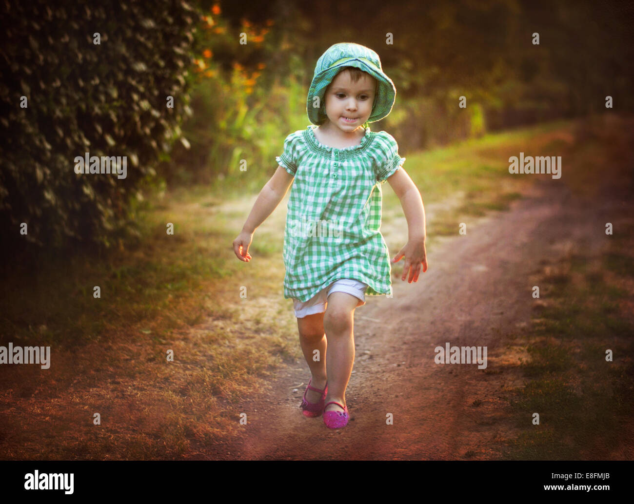 Walking hi-res stock photography and images - Alamy