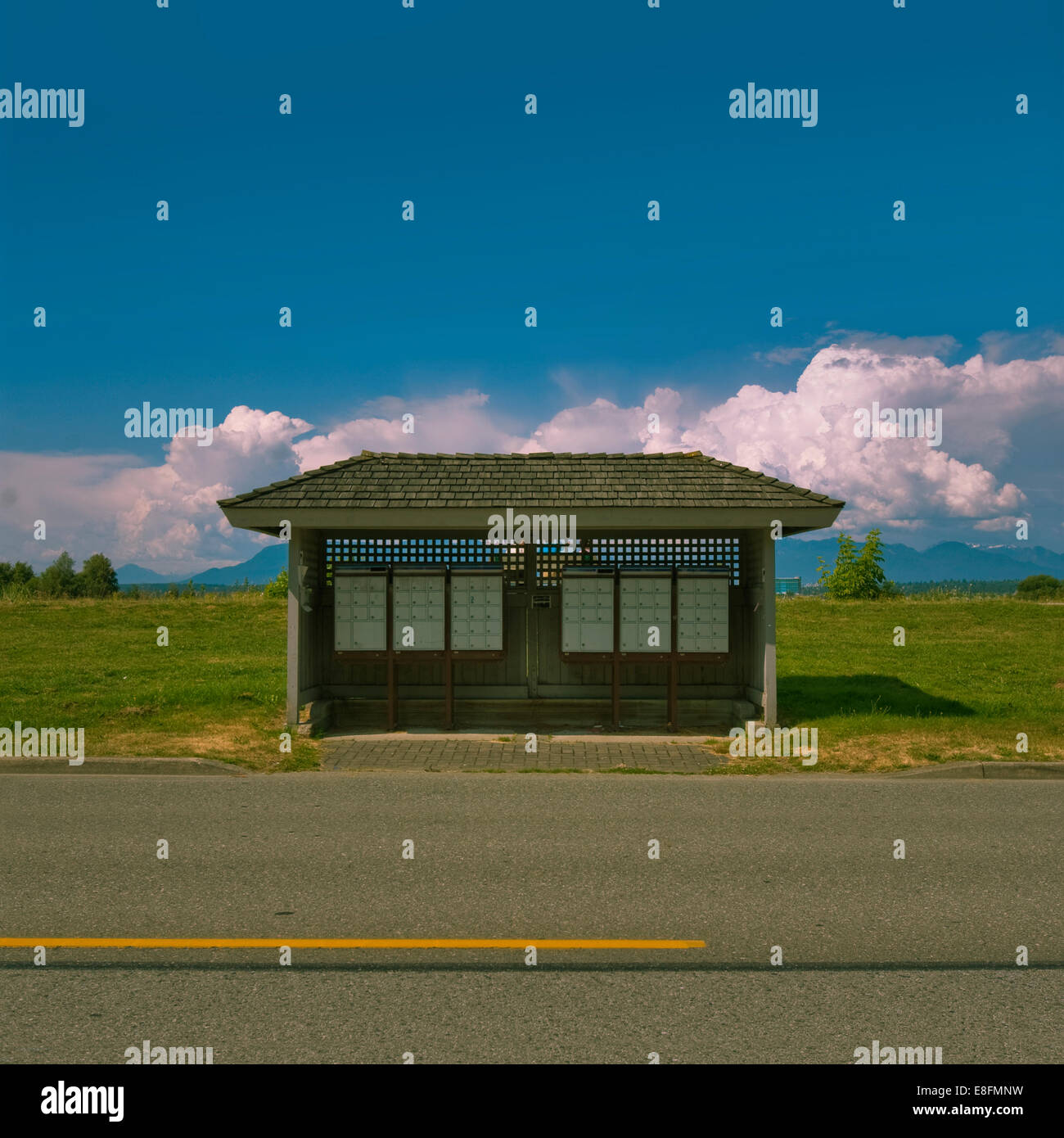 Bus boxes hi-res stock photography and images - Alamy