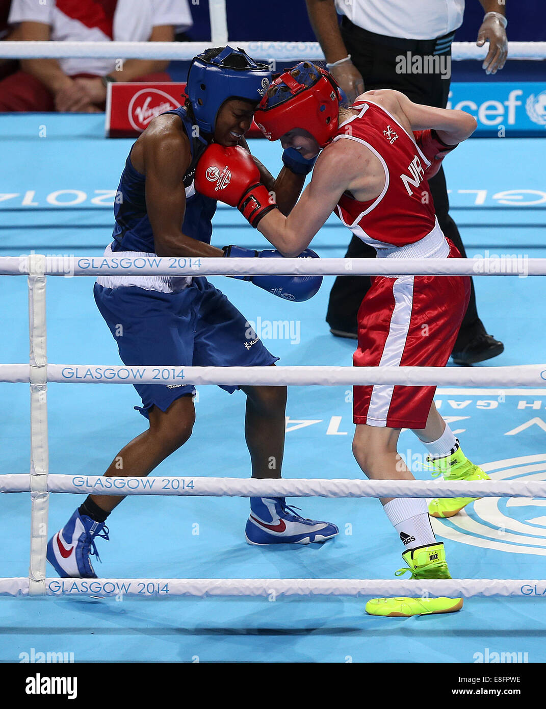Nicola Adams (ENG) (Blue) beats Michaela Walsh (NIR) (Red) - Boxing ...