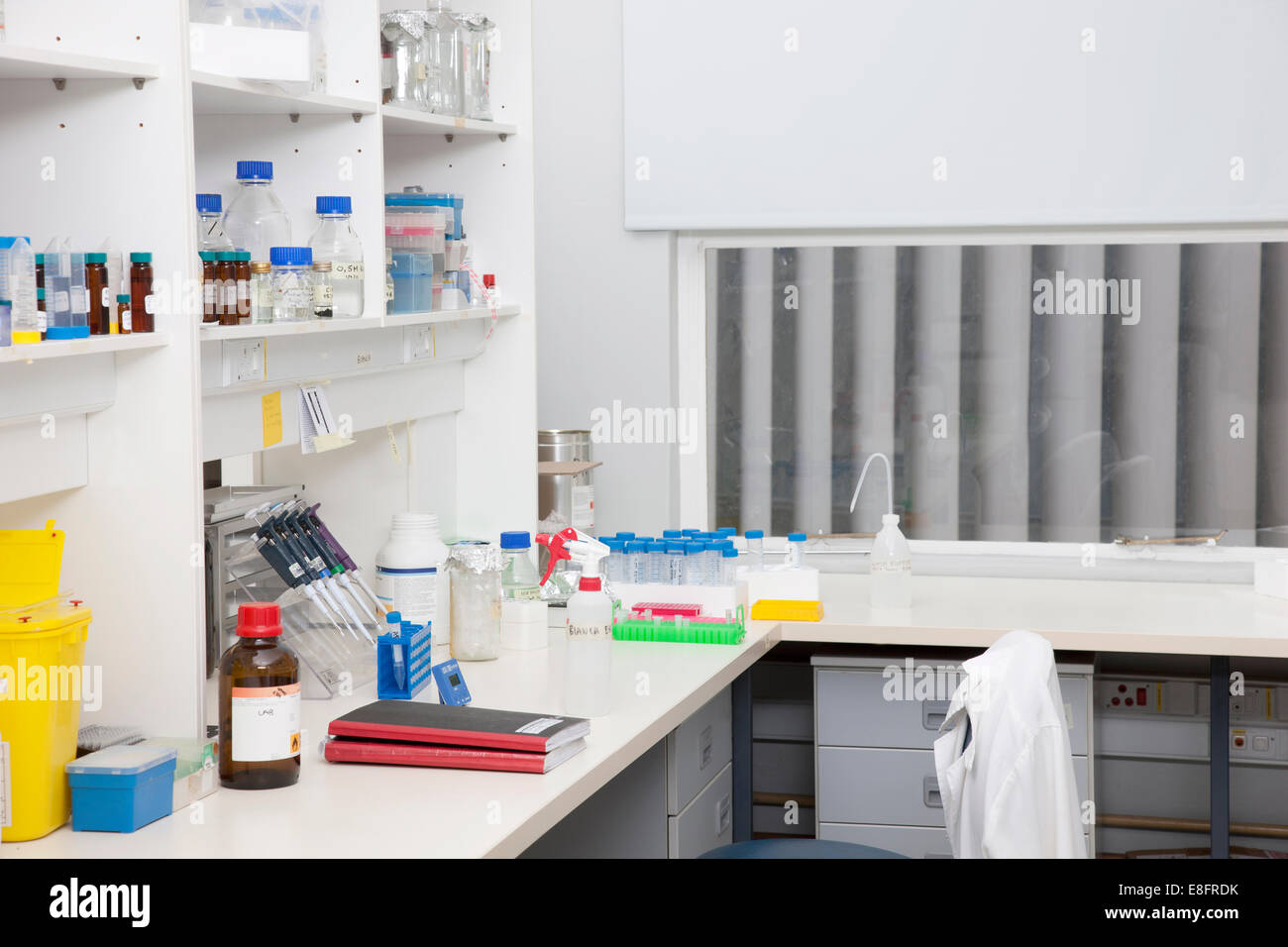 Empty laboratory hi-res stock photography and images - Alamy