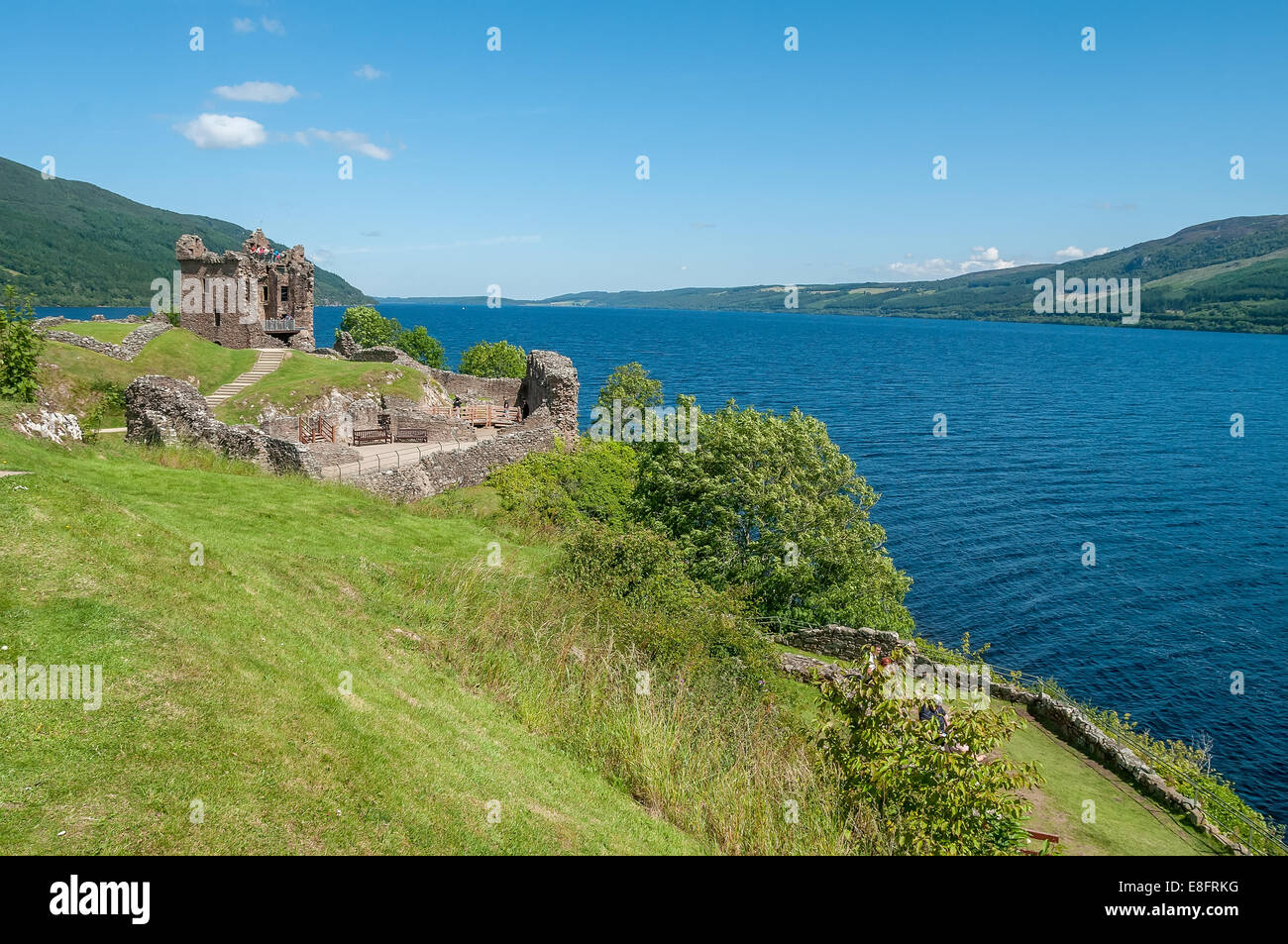 Urquhart castle scotland hi-res stock photography and images - Alamy