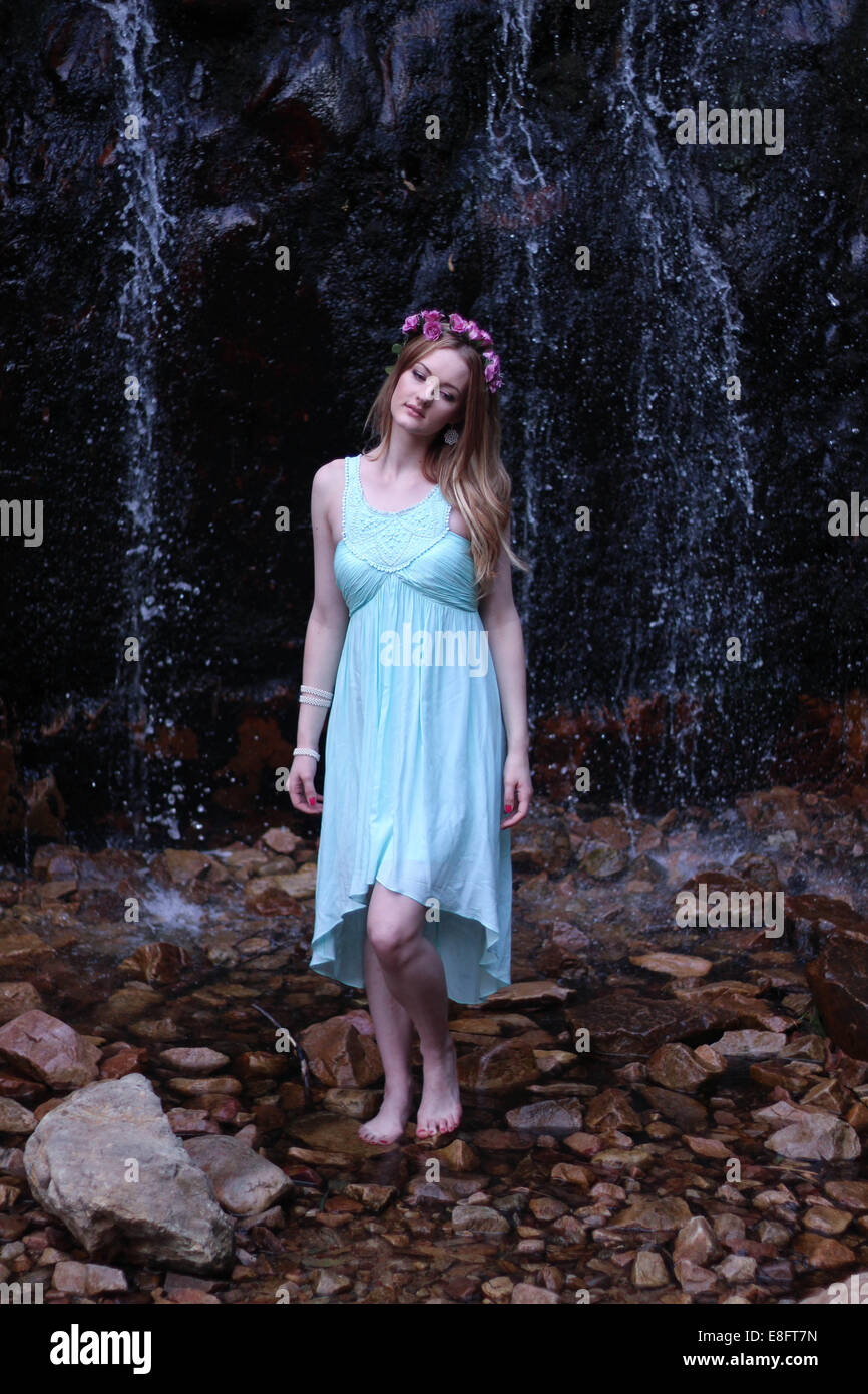 Waterfall 20 hi-res stock photography and images - Alamy