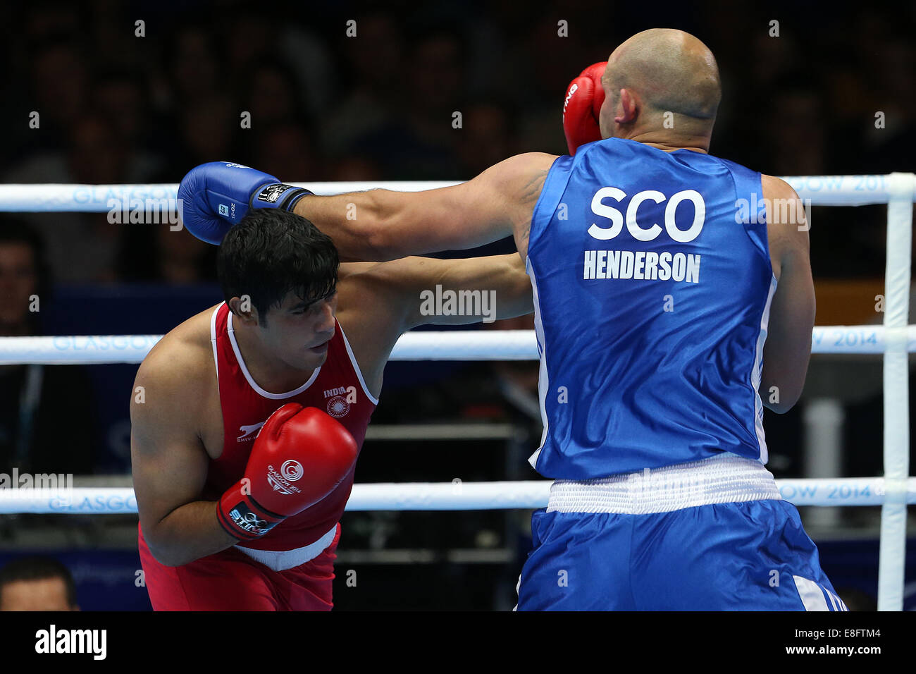Ross Henderson (SCO) (Blue) beats Parveen Kumar (IND) (Red) - Boxing Super Heavy +91kg - SECC ...