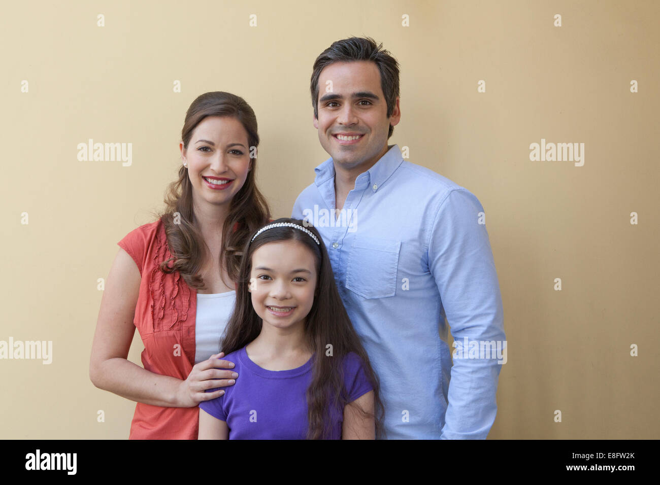Asian middle eastern family hi-res stock photography and images - Alamy