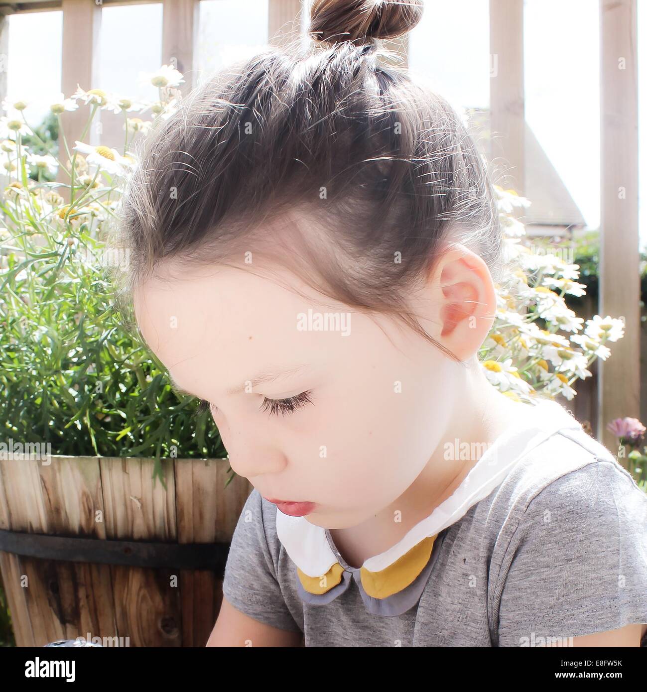 Portrait of sad girl hi-res stock photography and images - Alamy