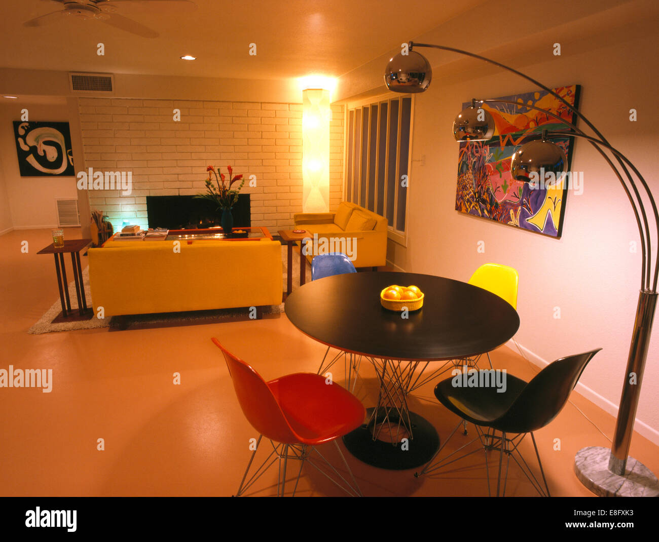 Modern floor lamp hi-res stock photography and images - Alamy