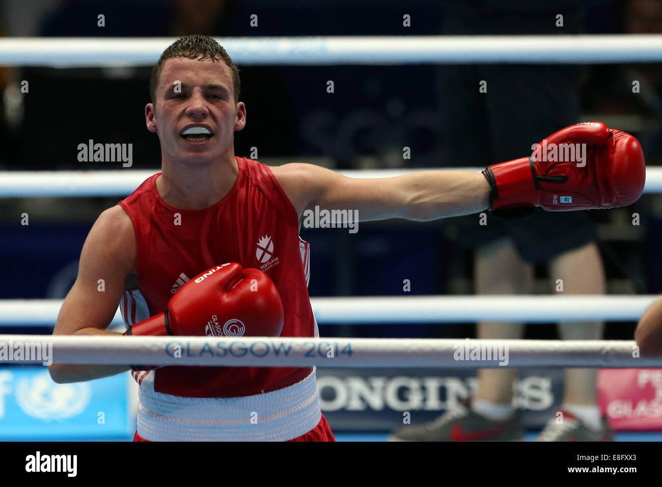 Reece McFadden (SCO) (Red) beats Andrew Selby (WAL) (Blue) - Boxing Fly ...